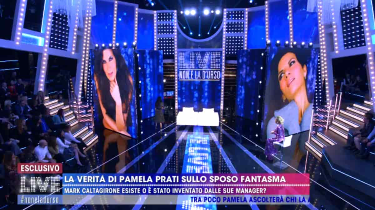 Live - Non è la D'Urso, Pamela Prati lascia lo studio: video Mediaset