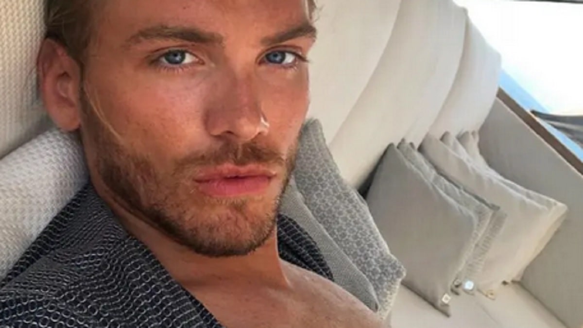 Chi è Alberto De Pisis concorrente del GF Vip: età, lavoro, Instagram Chi è Alberto De Pisis concorrente del GF Vip: età, lavoro, Instagram