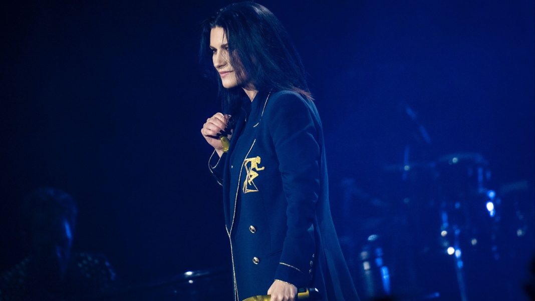 Laura Pausini, inarrestabile WORLD TOUR 2023/2024: sold out a Parigi