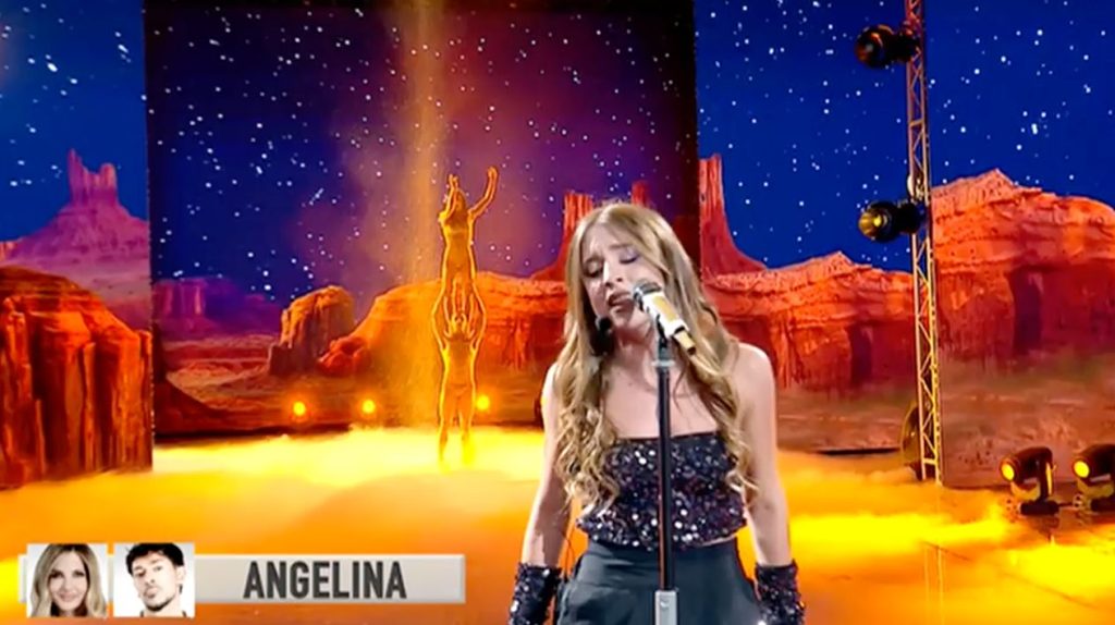 Chi è Angelina Mango di Amici, la cantante figlia d'arte