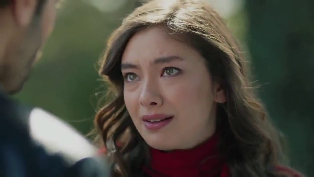 Endless Love non in onda oggi, la soap di Canale 5 si ferma, perchè?