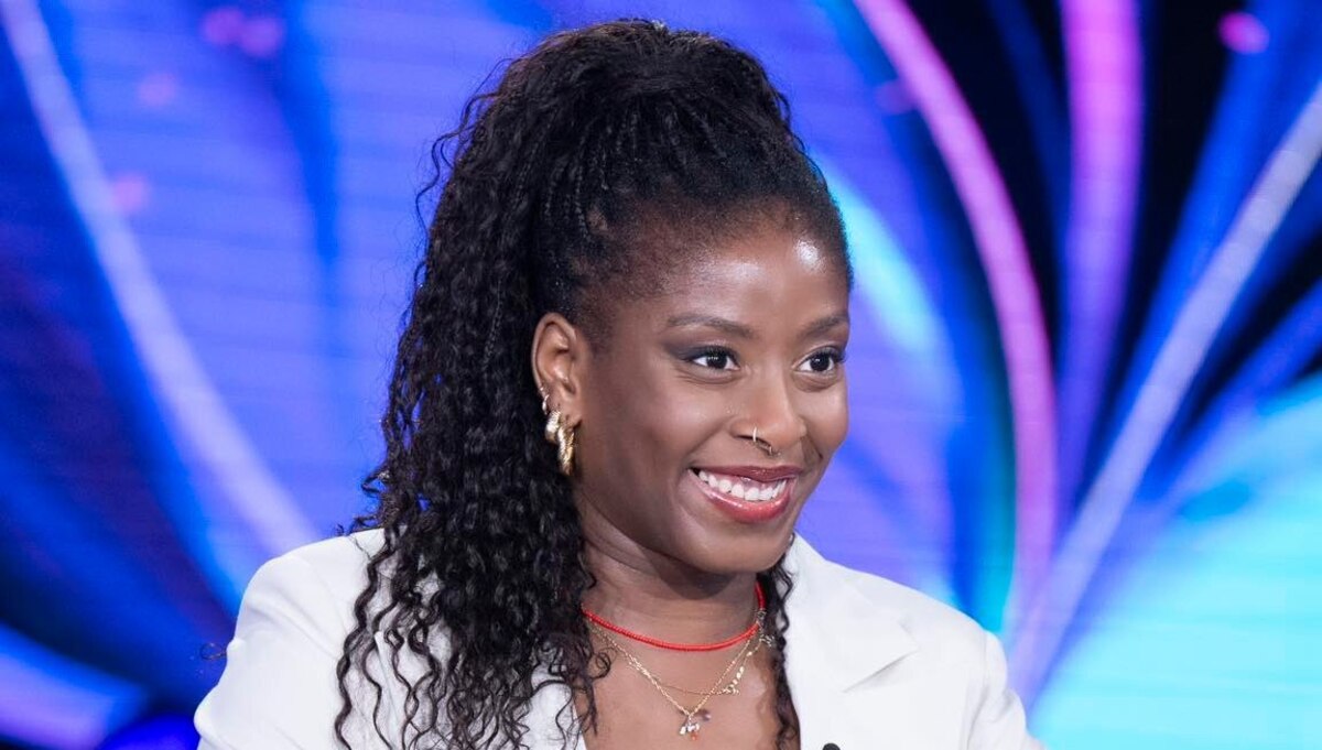 Myriam Sylla a Verissimo: "L'avevo promesso a mia madre" | Video